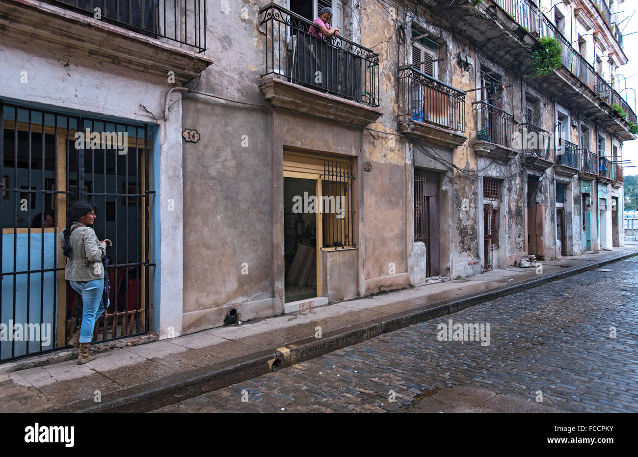 Havana scene hi-res stock photography and images - Alamy