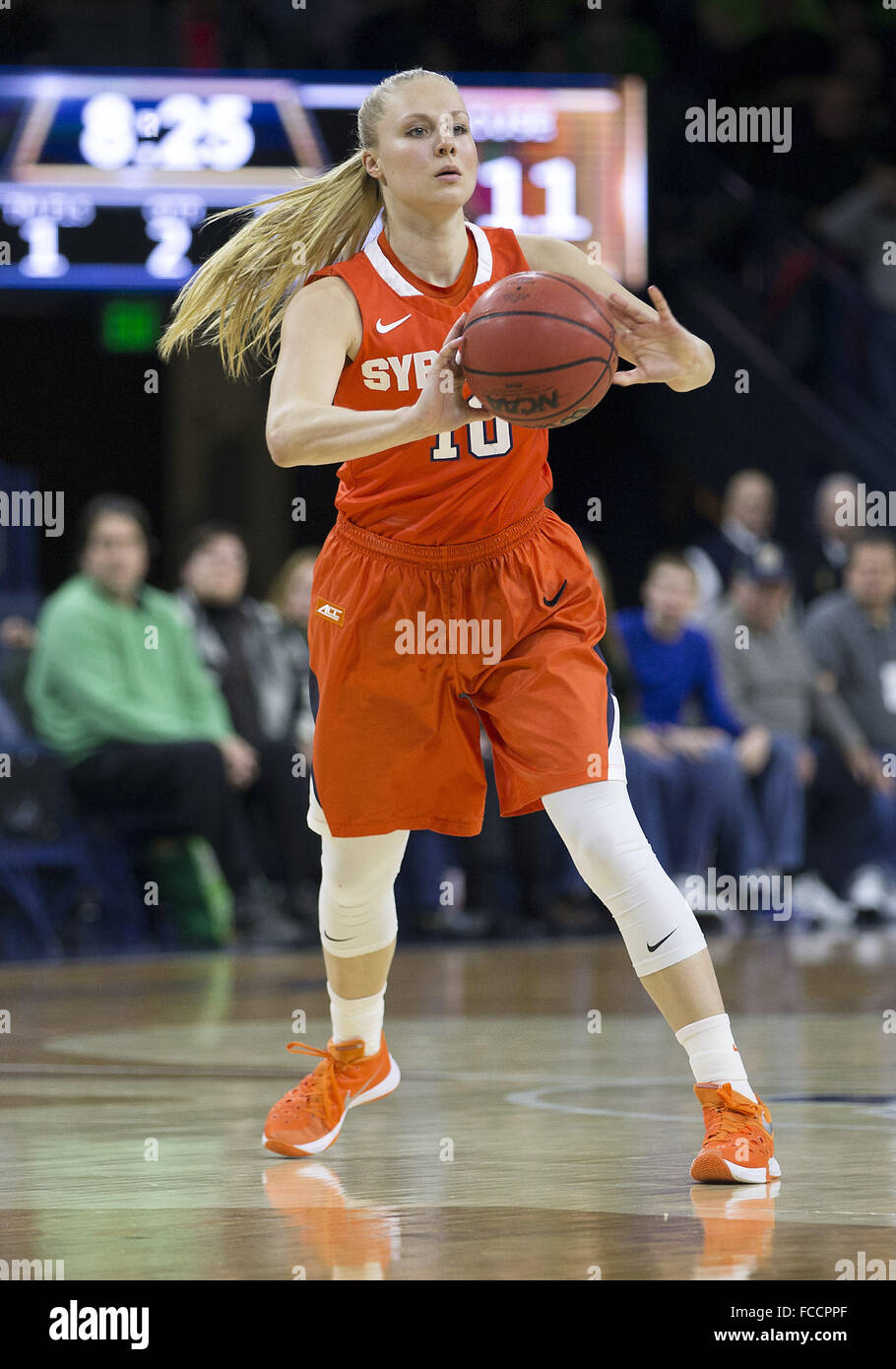 South Bend, Indiana, USA. 21st Jan, 2016. Syracuse forward Isabella ...