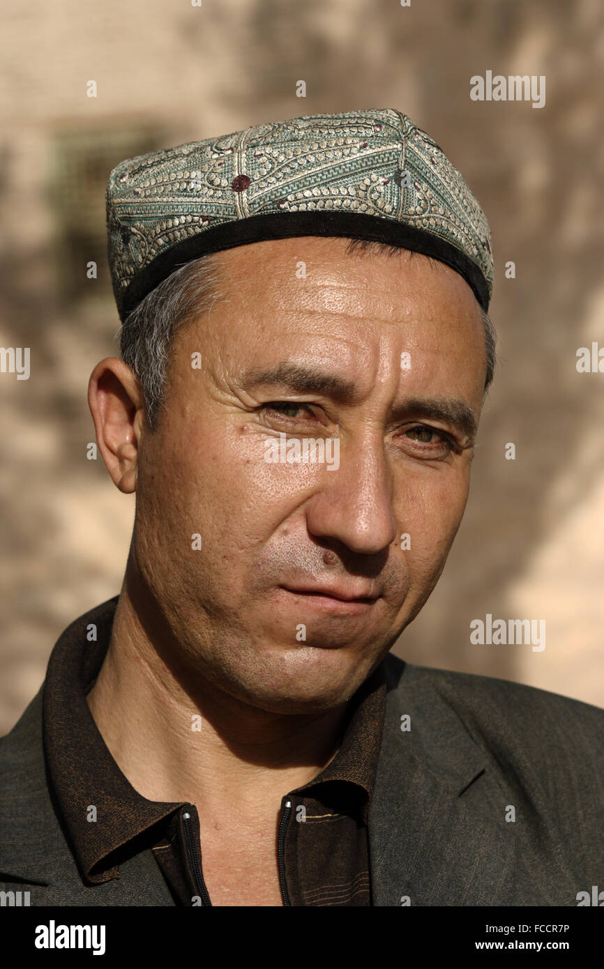 Xinjiang Men