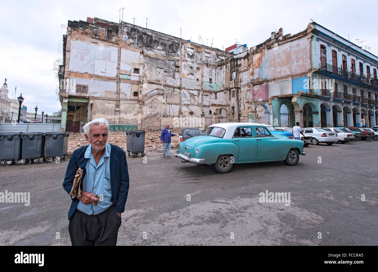 Poverty havana cuba hi-res stock photography and images - Alamy