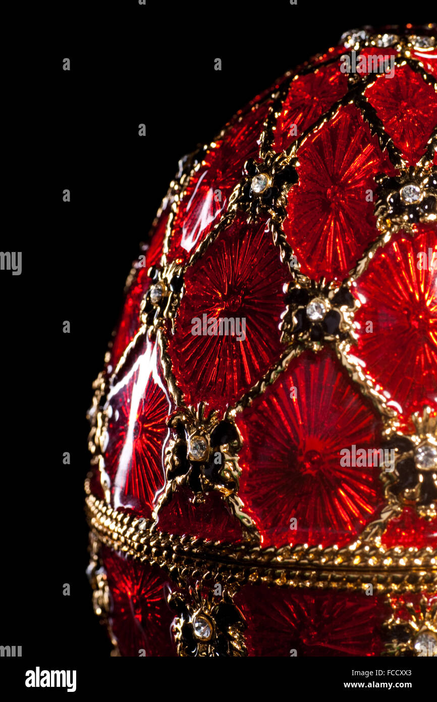 Red faberge egg hi-res stock photography and images - Alamy