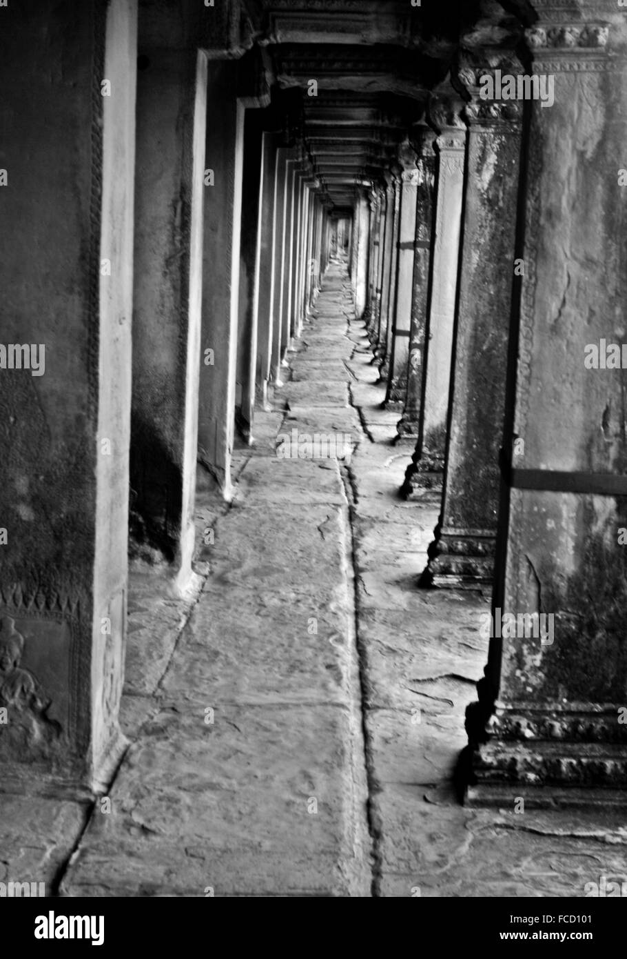 Old Narrow Passage With Columns Stock Photo - Alamy