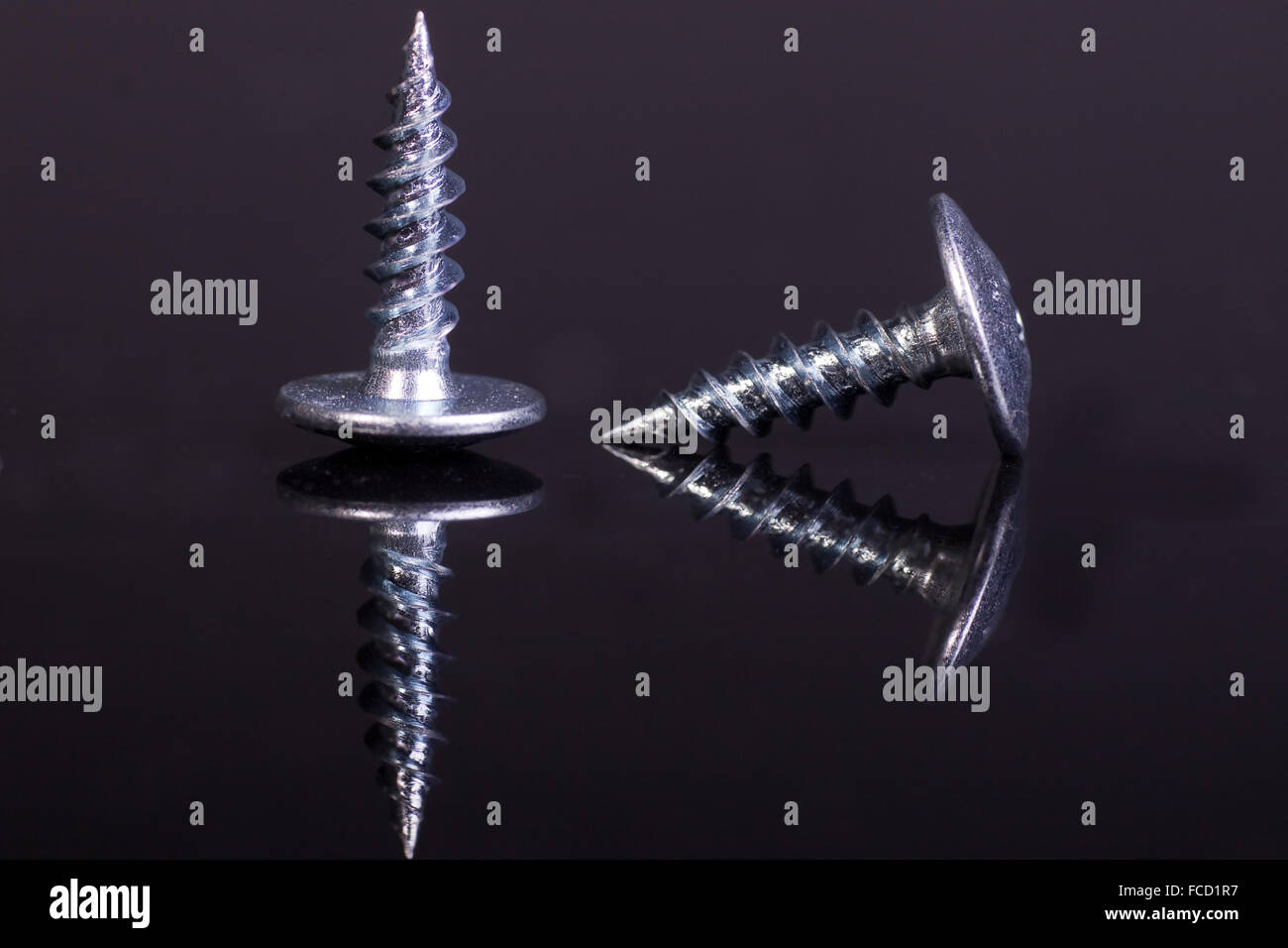 Only screws hi-res stock photography and images - Alamy