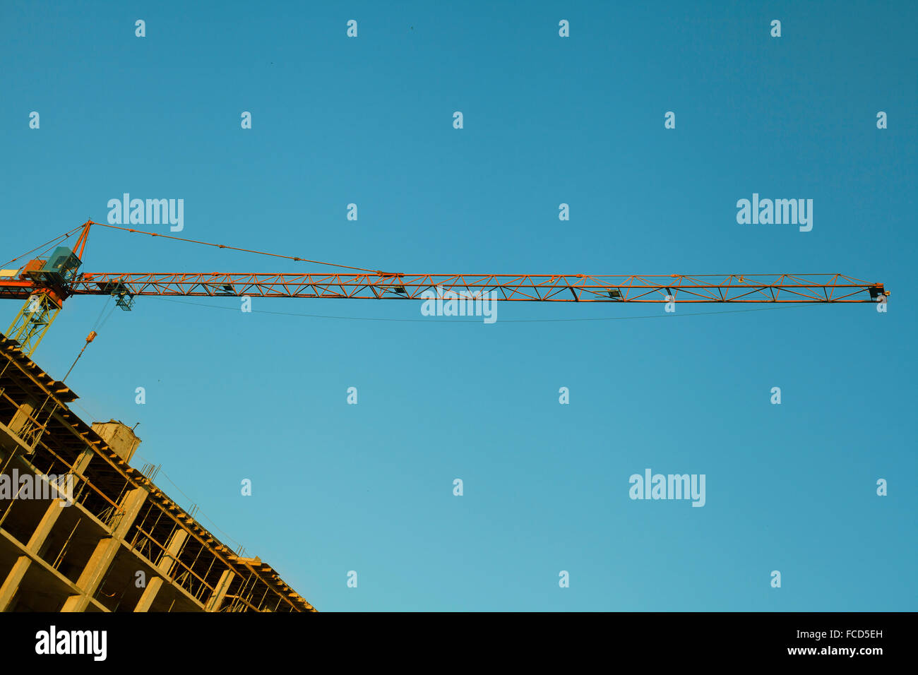 Tower crane. Blue sky Stock Photo - Alamy