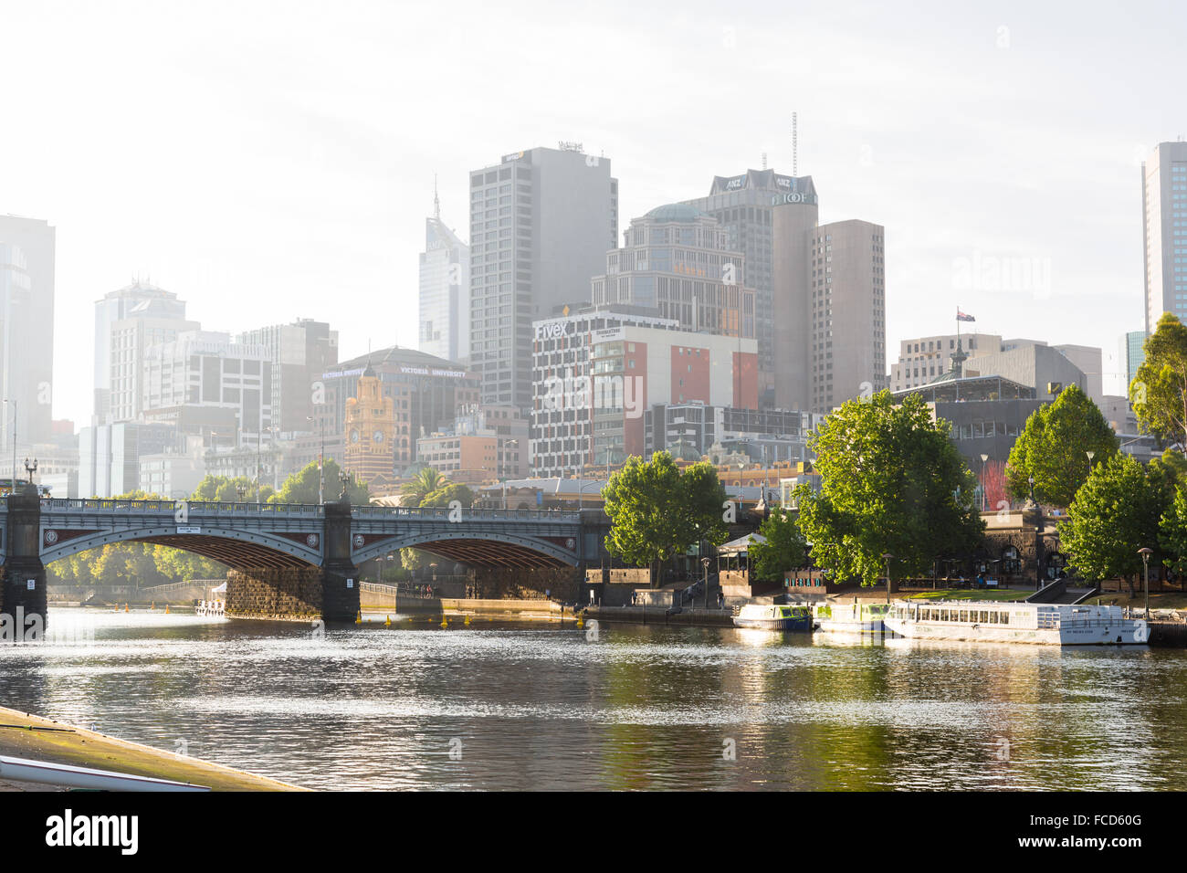 An image of Melbourne's Princess Bridge with the Yarra River in the ...