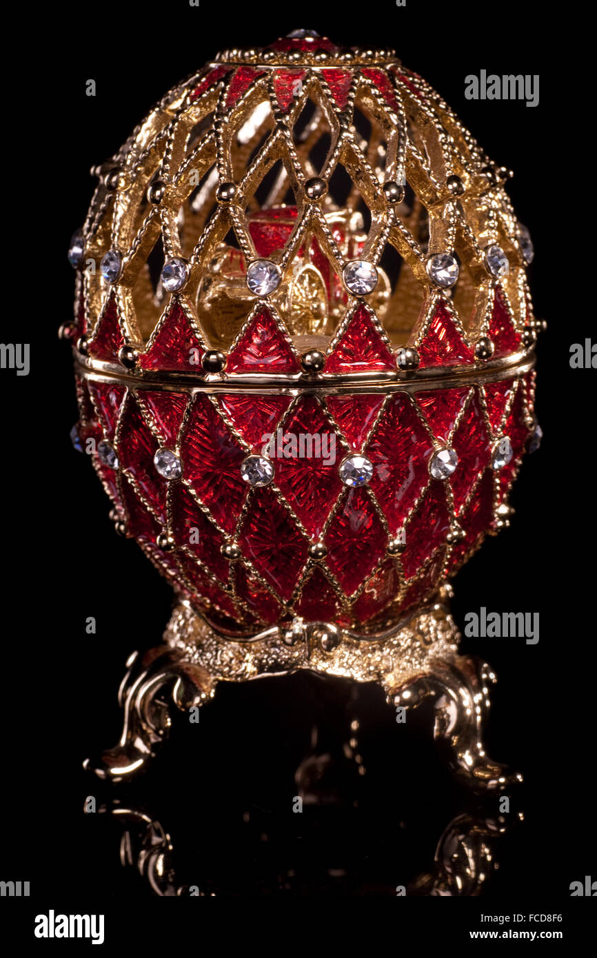 Faberge egg on black hi-res stock photography and images - Alamy