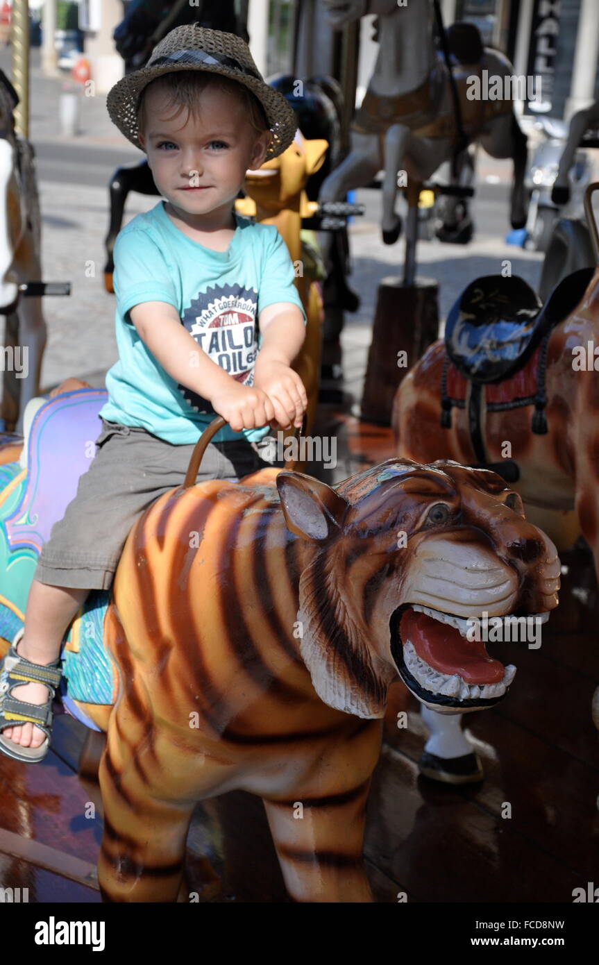 Carousel tiger hi-res stock photography and images - Alamy