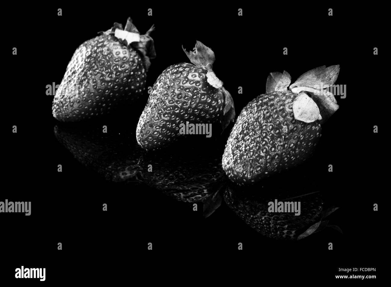 Strawberry Black and White Stock Photos & Images - Alamy