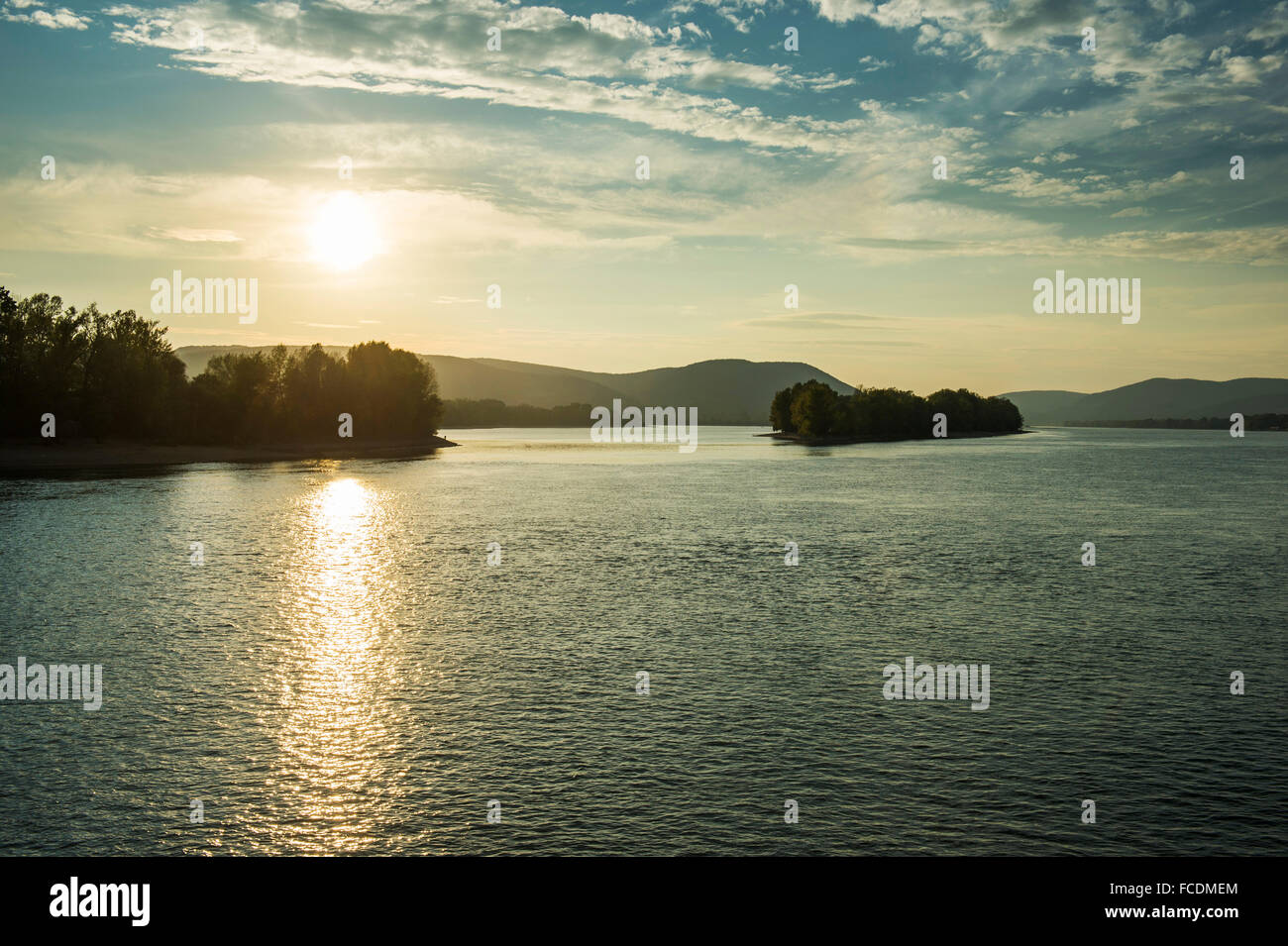 Sunset over the Danube, between Budapest and Visegrád, Hungary Stock ...