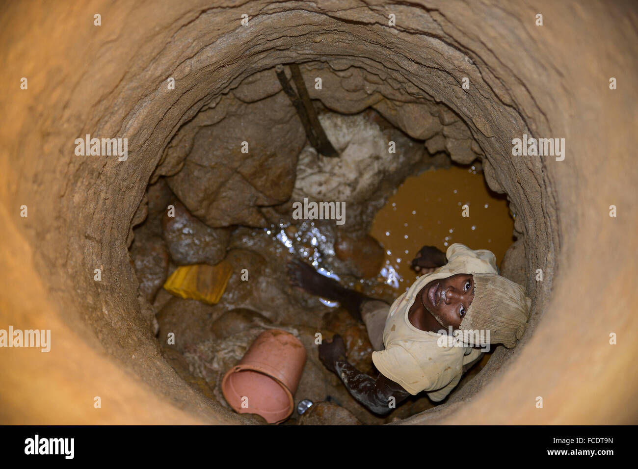 MADAGASCAR, region Manajary, town Vohilava, small scale gold mining ...