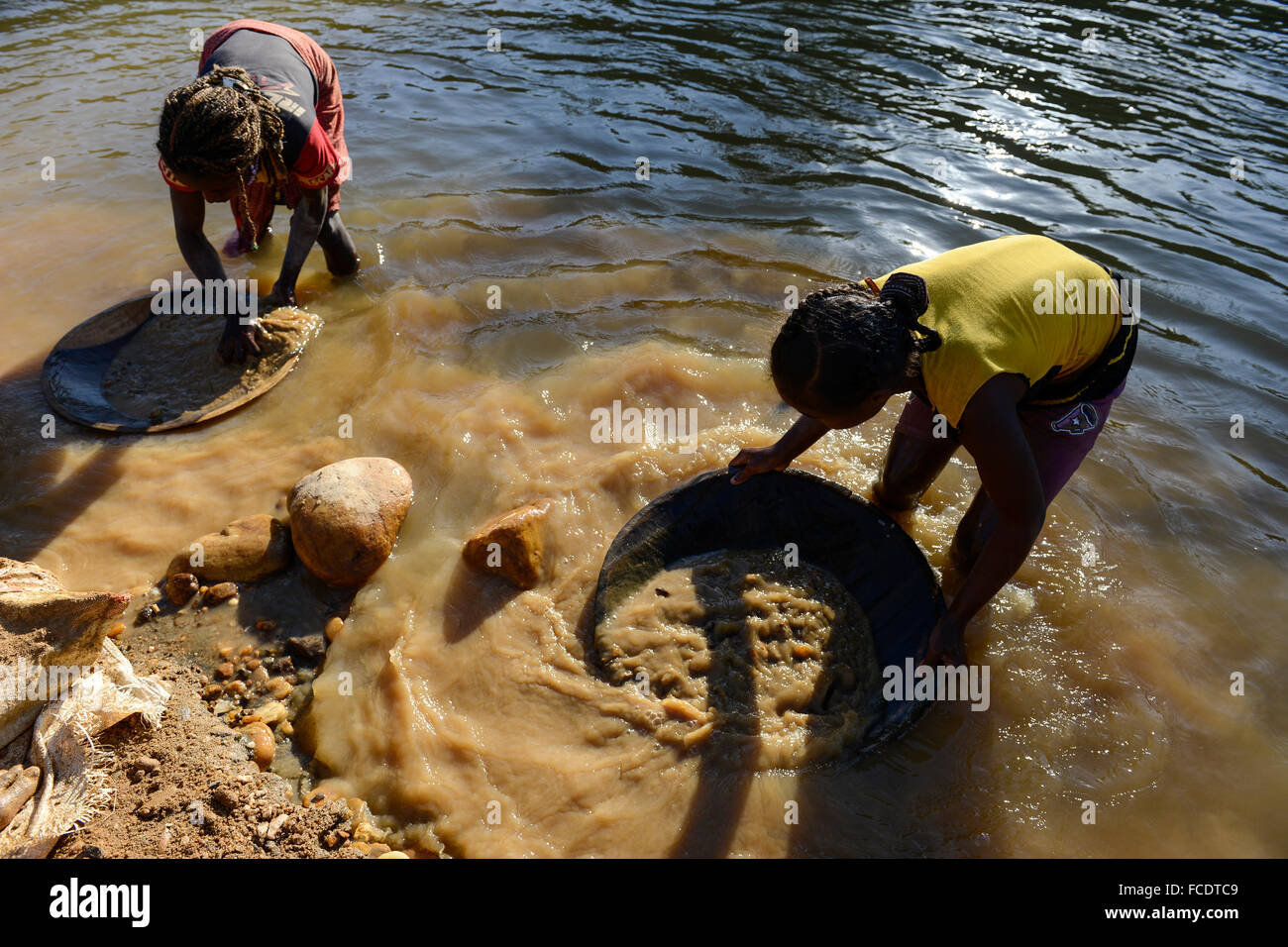 Children Panning For Gold High Resolution Stock Photography and Images ...
