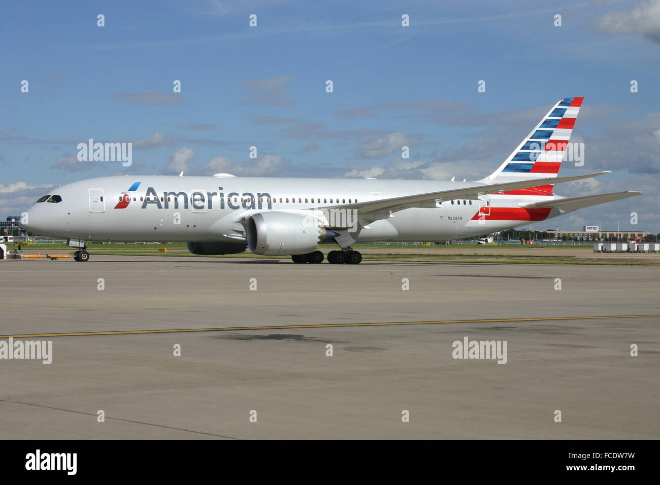 Airbus dreamliner hi-res stock photography and images - Alamy