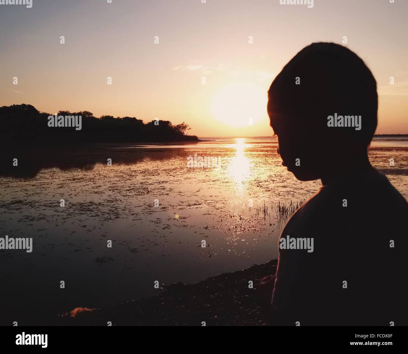 Boy head silhouette hi-res stock photography and images - Alamy