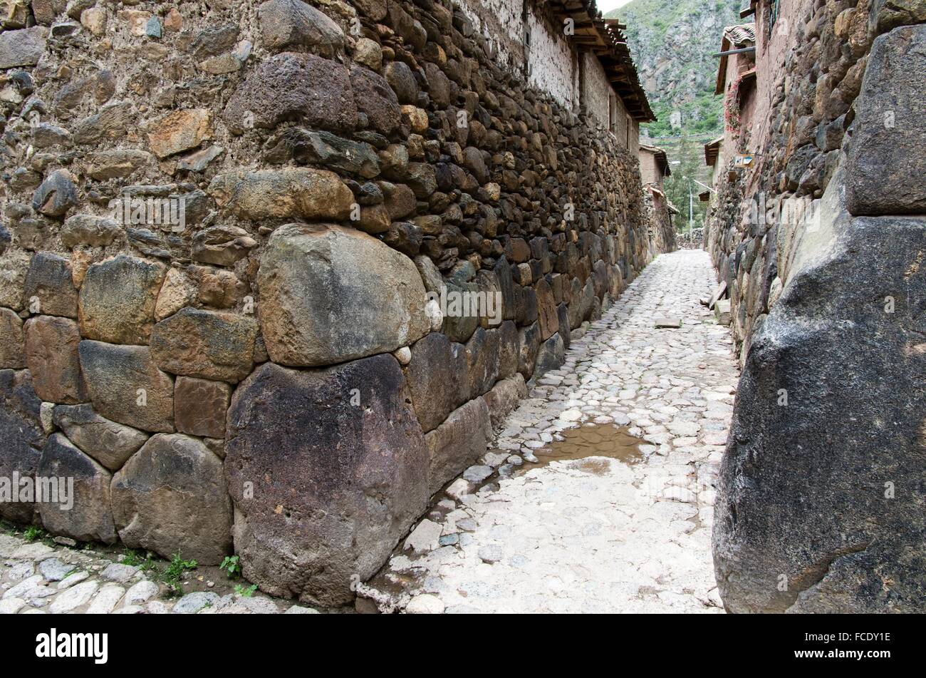 Style inca hi-res stock photography and images - Alamy