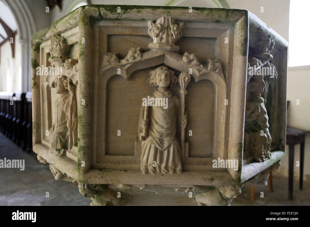 15th century font hi-res stock photography and images - Alamy