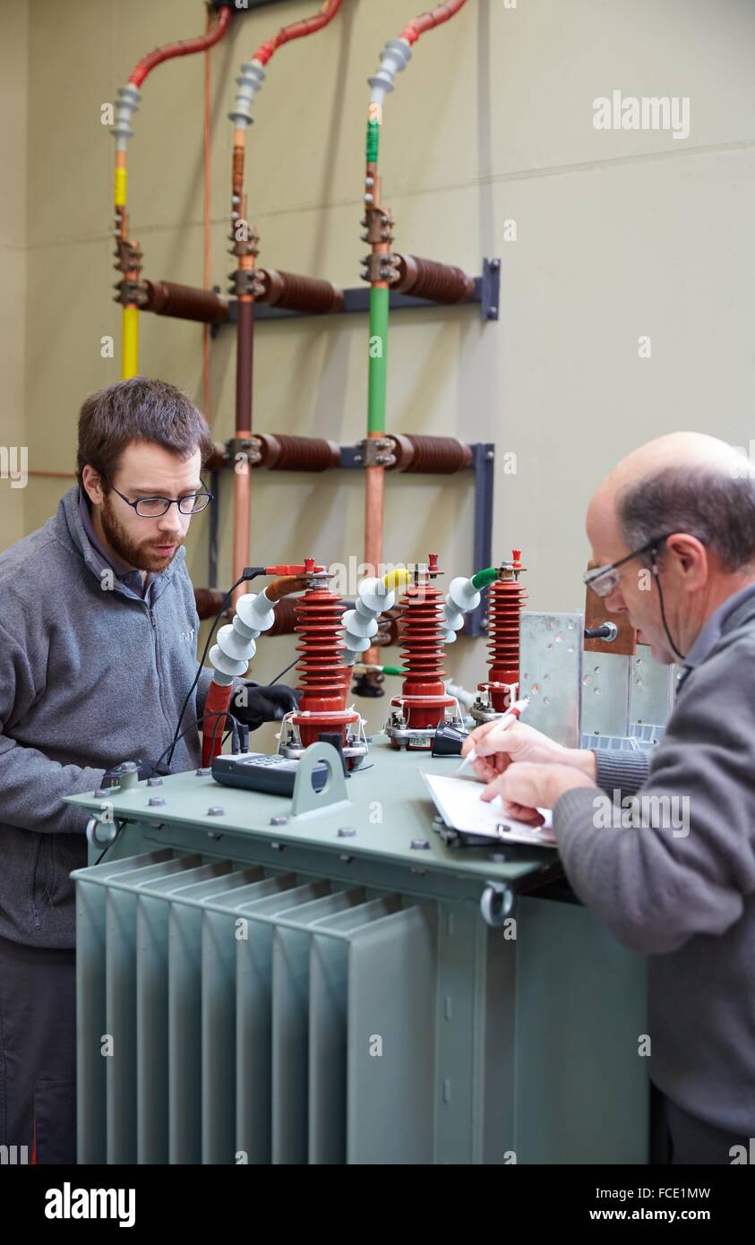 HIGH VOLTAGE LABORATORY. Test bench to conduct dielectric tests for ...