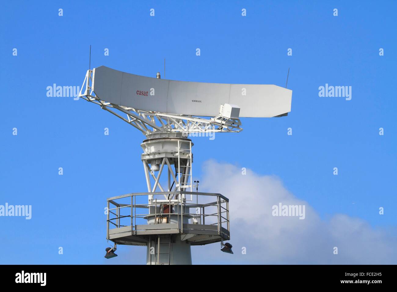 Surveillance radar hi-res stock photography and images - Alamy