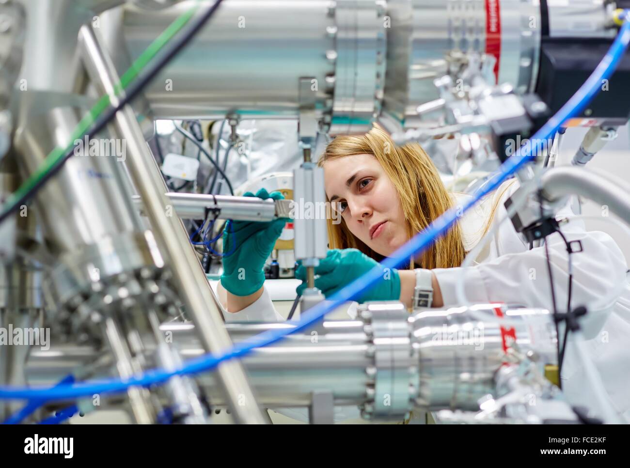 High Vacuum Chamber High Resolution Stock Photography and Images - Alamy