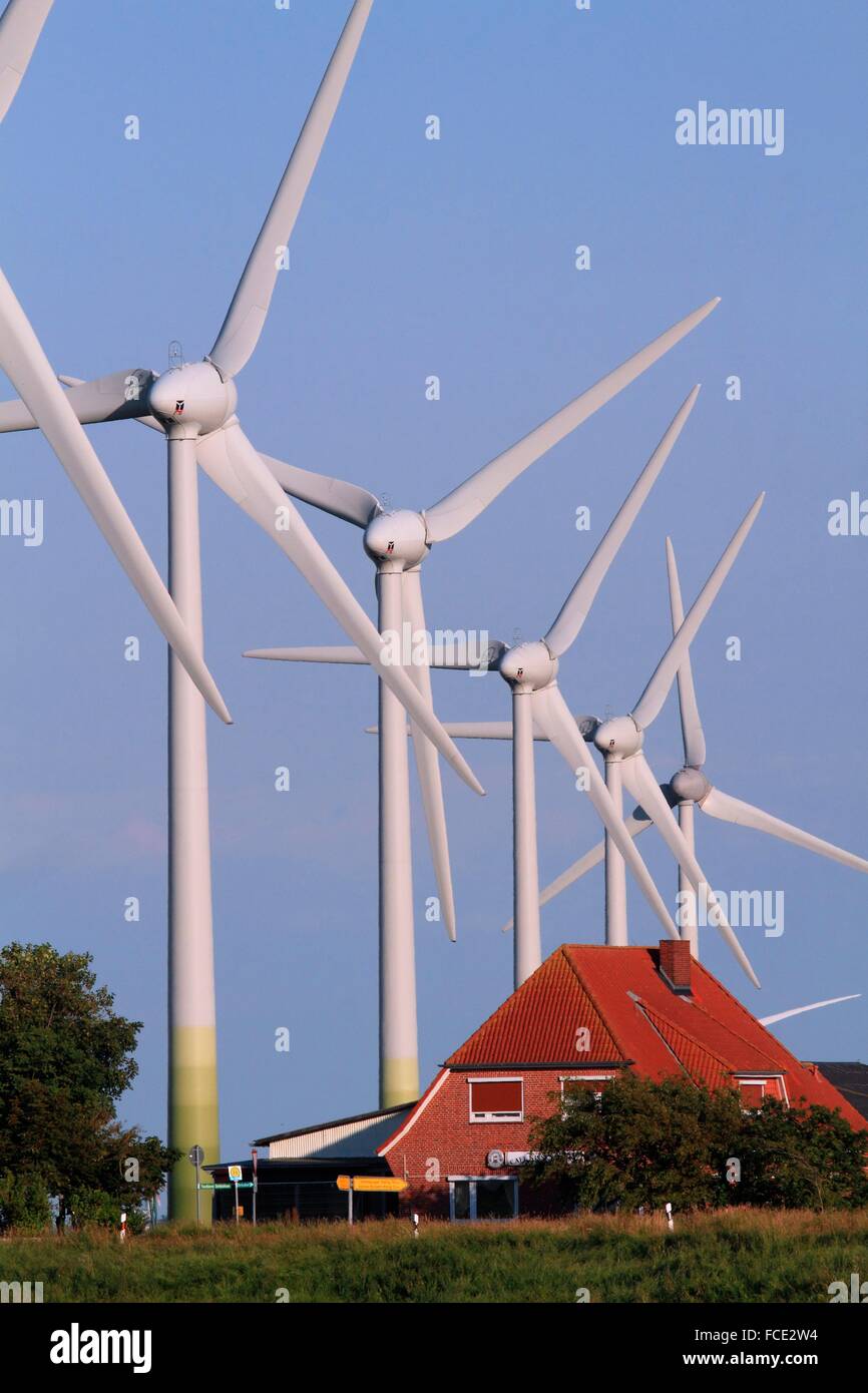 Vertical wind mill hi-res stock photography and images - Alamy