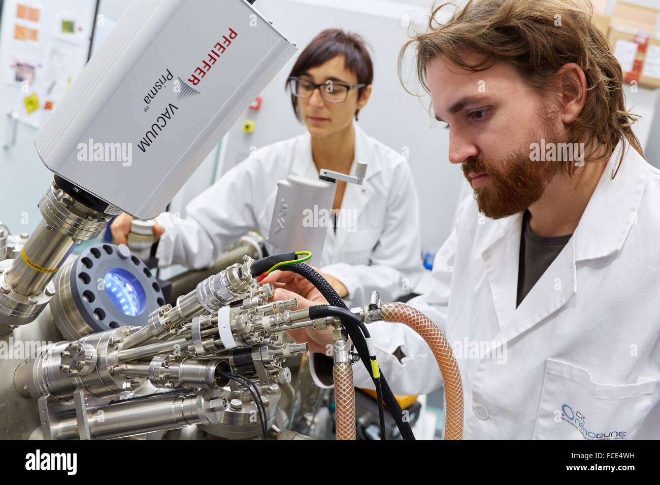 Scanning tunneling microscope hi-res stock photography and images - Alamy