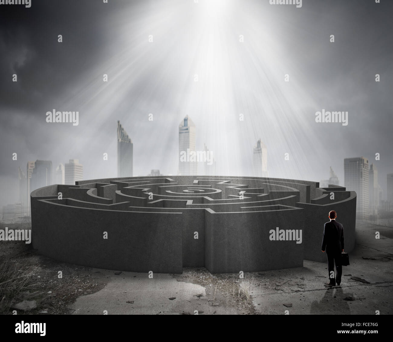 Round face shape young hi-res stock photography and images - Alamy