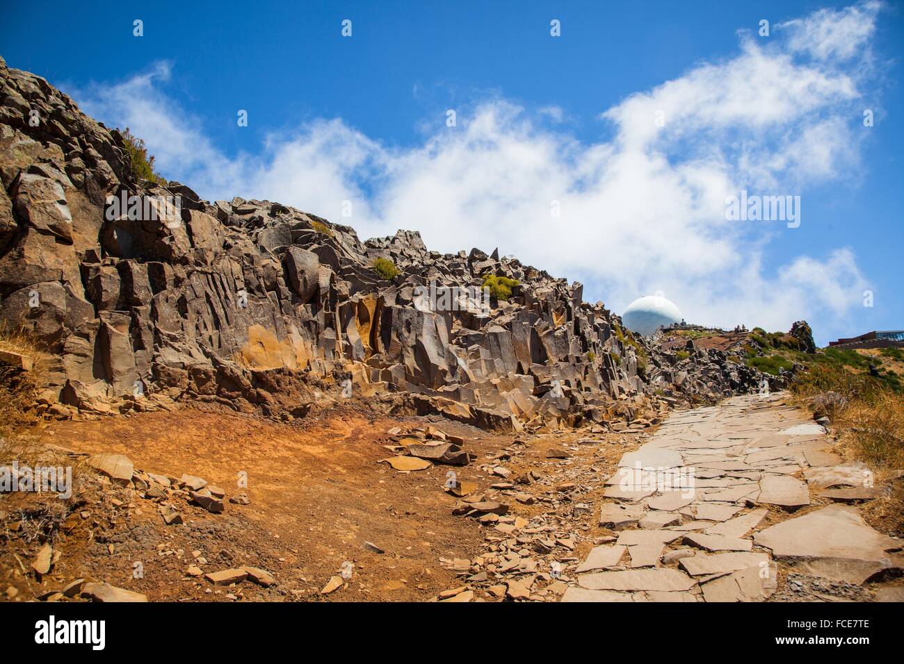 Madeira Island, Pico do Arieiro, paved path with observatory Stock ...