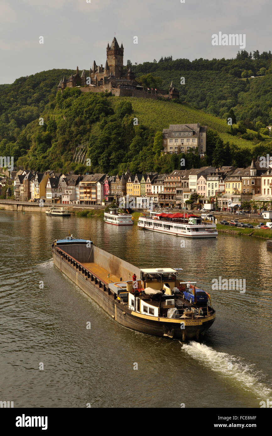 Ballast barge hi-res stock photography and images - Alamy