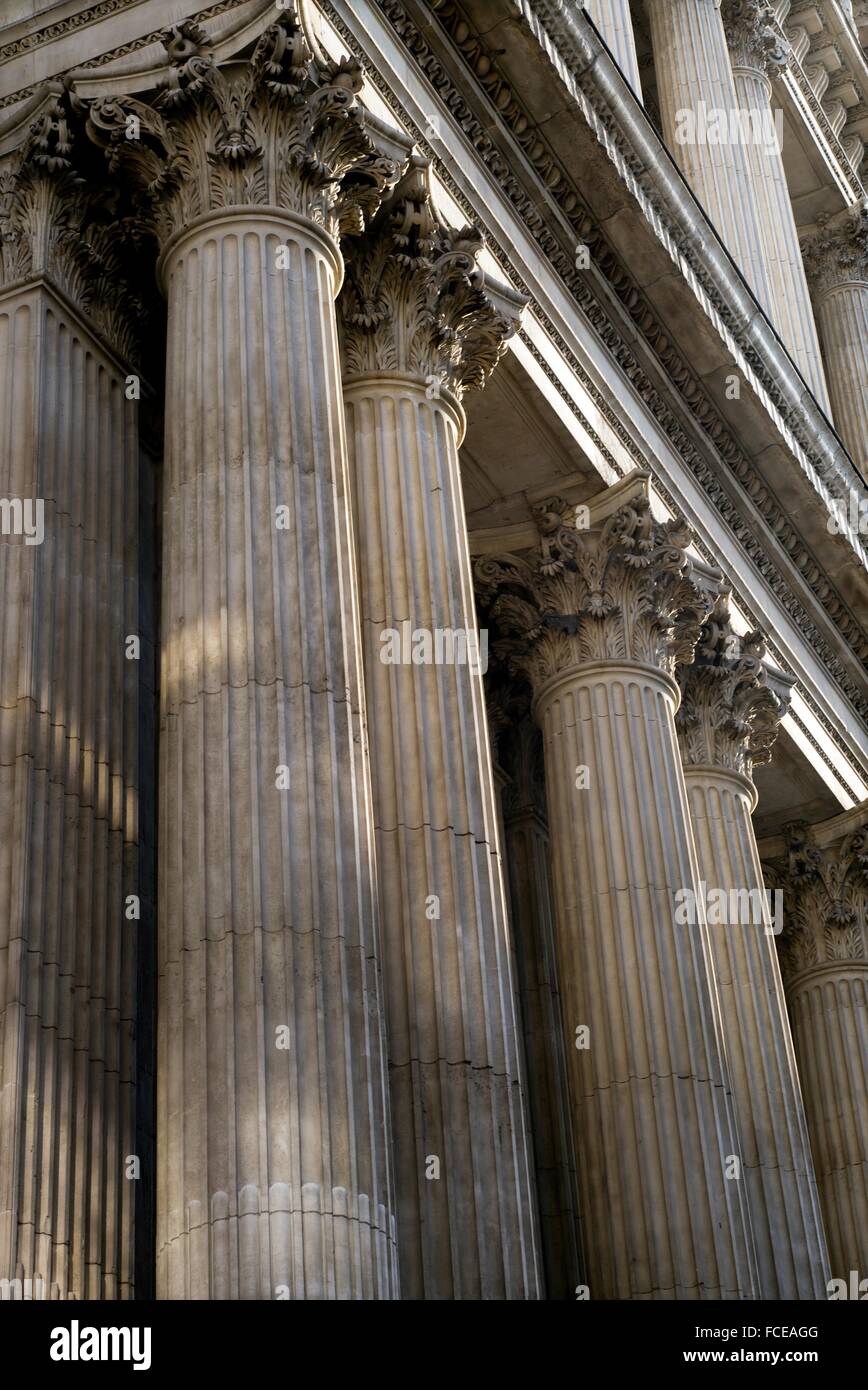 Baroque corinthian column hi-res stock photography and images - Alamy