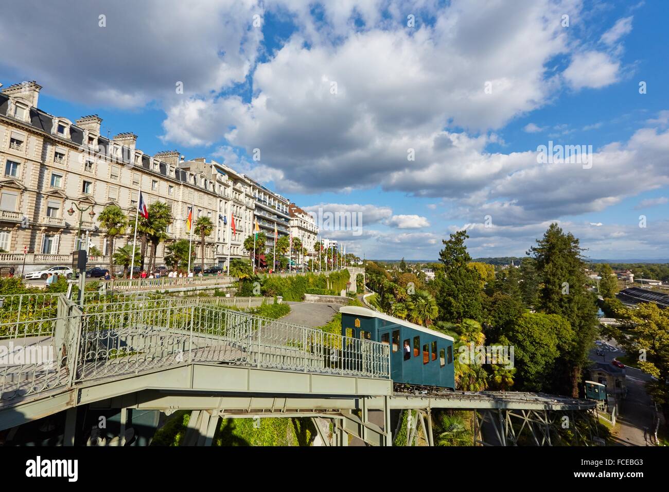 Pau boulevard des pyrenees hi-res stock photography and images - Alamy