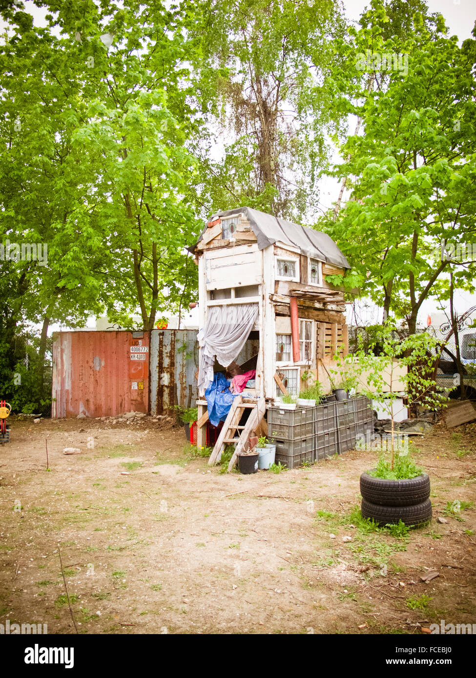 Poverty hut hi-res stock photography and images - Alamy