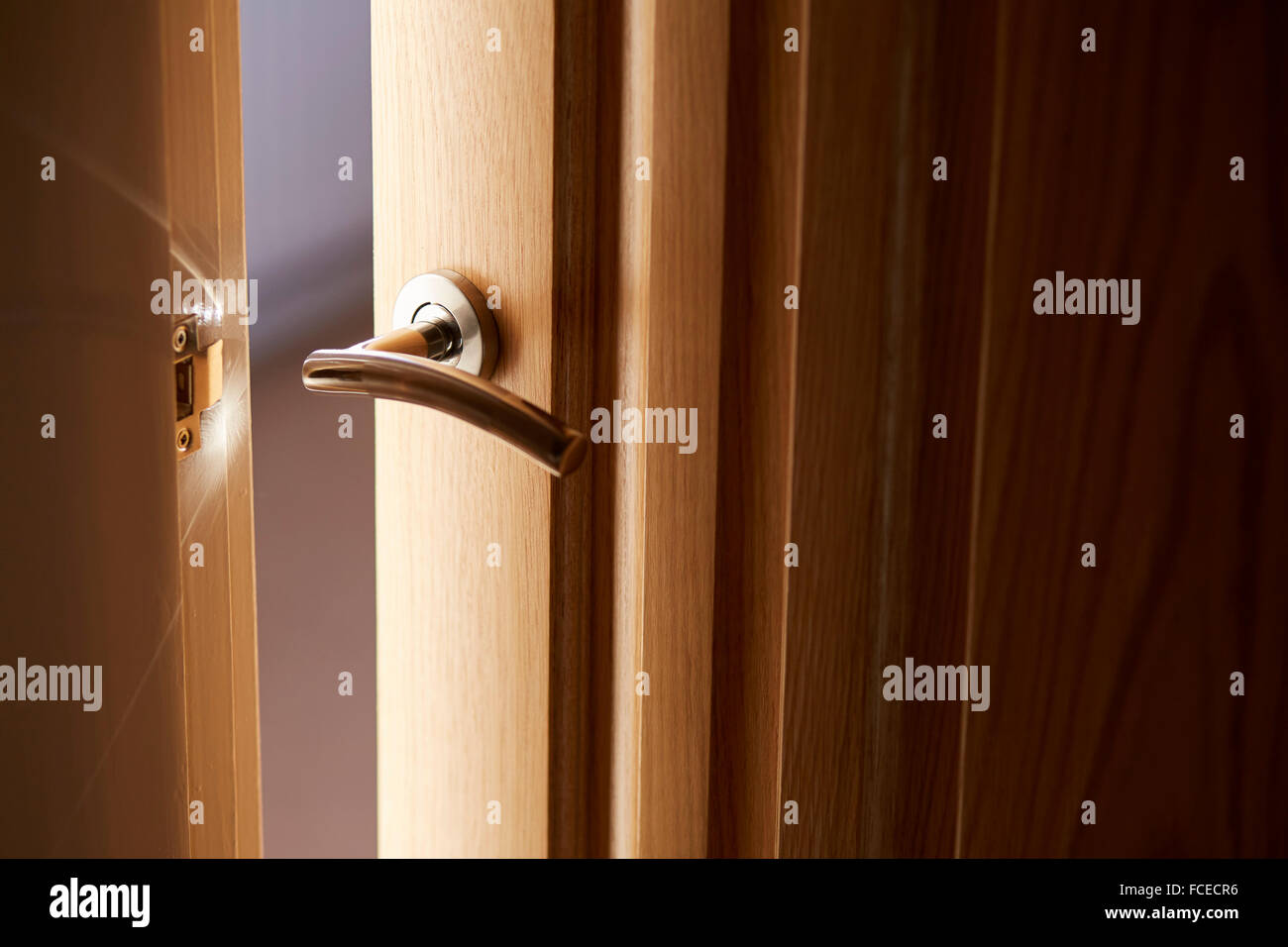 Open door doorframe hi-res stock photography and images - Alamy