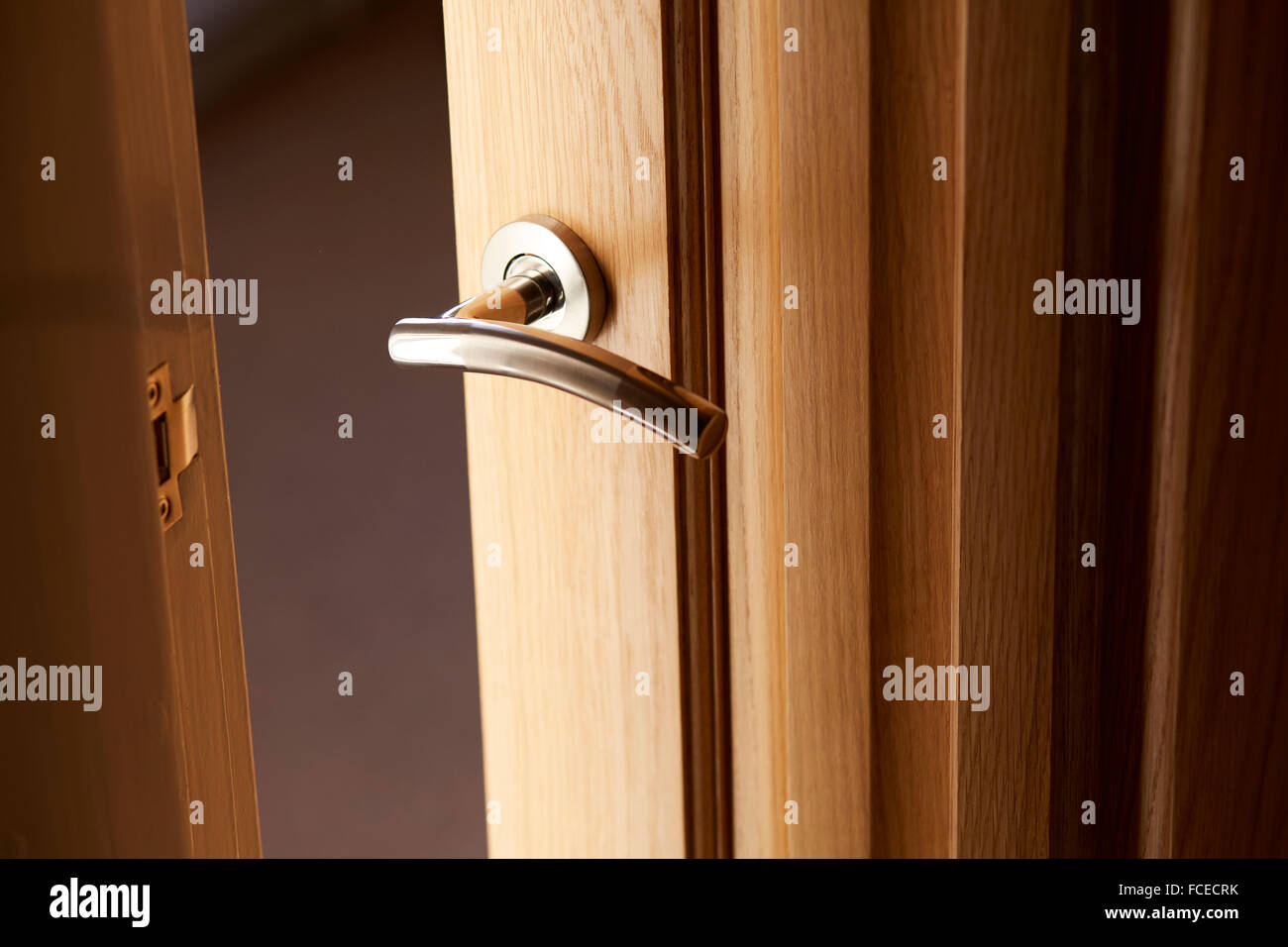Inviting door hi-res stock photography and images - Alamy
