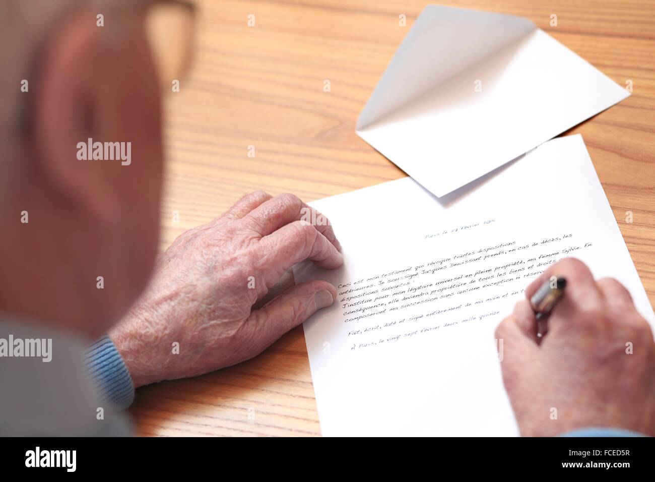 Old Man Writing Letter High Resolution Stock Photography and Images - Alamy