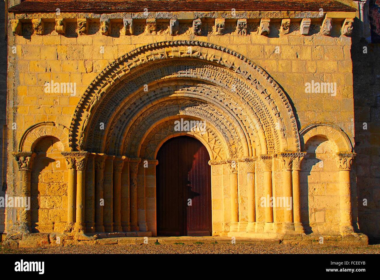 Lateral Entrance Stock Photos & Lateral Entrance Stock Images - Alamy