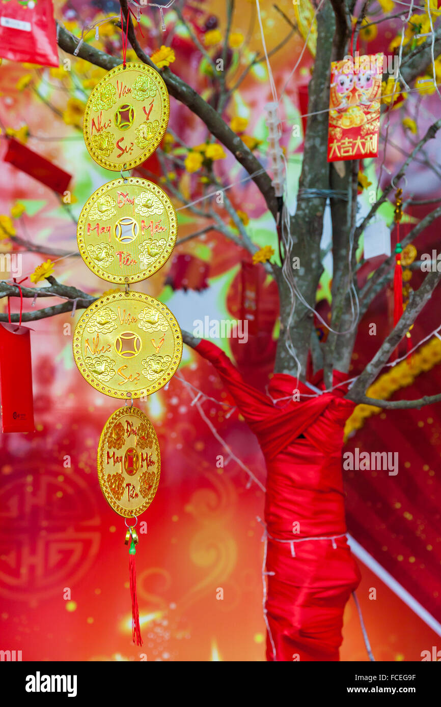 Tet traditions hi-res stock photography and images - Alamy