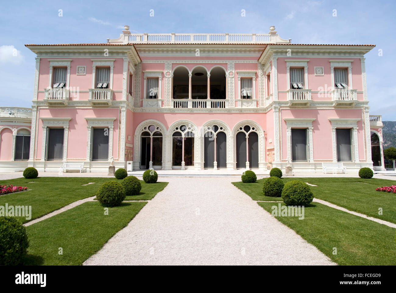 Front view of the Villa Ephrussi de Rothschild, French Riviera Stock ...