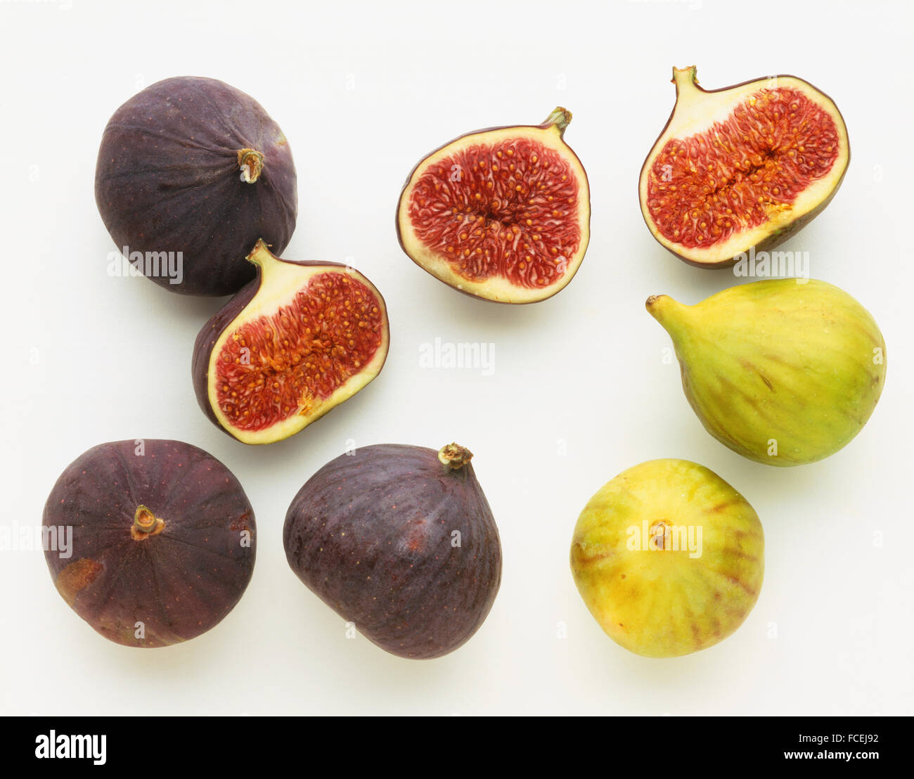 Whole and cut fresh figs Stock Photo - Alamy