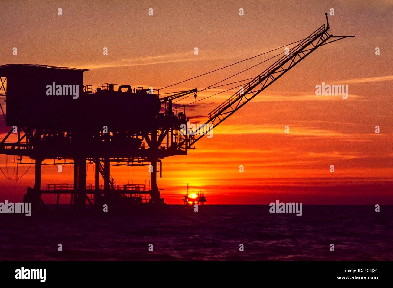 Offshore Oil Drilling Rig High Resolution Stock Photography and Images ...