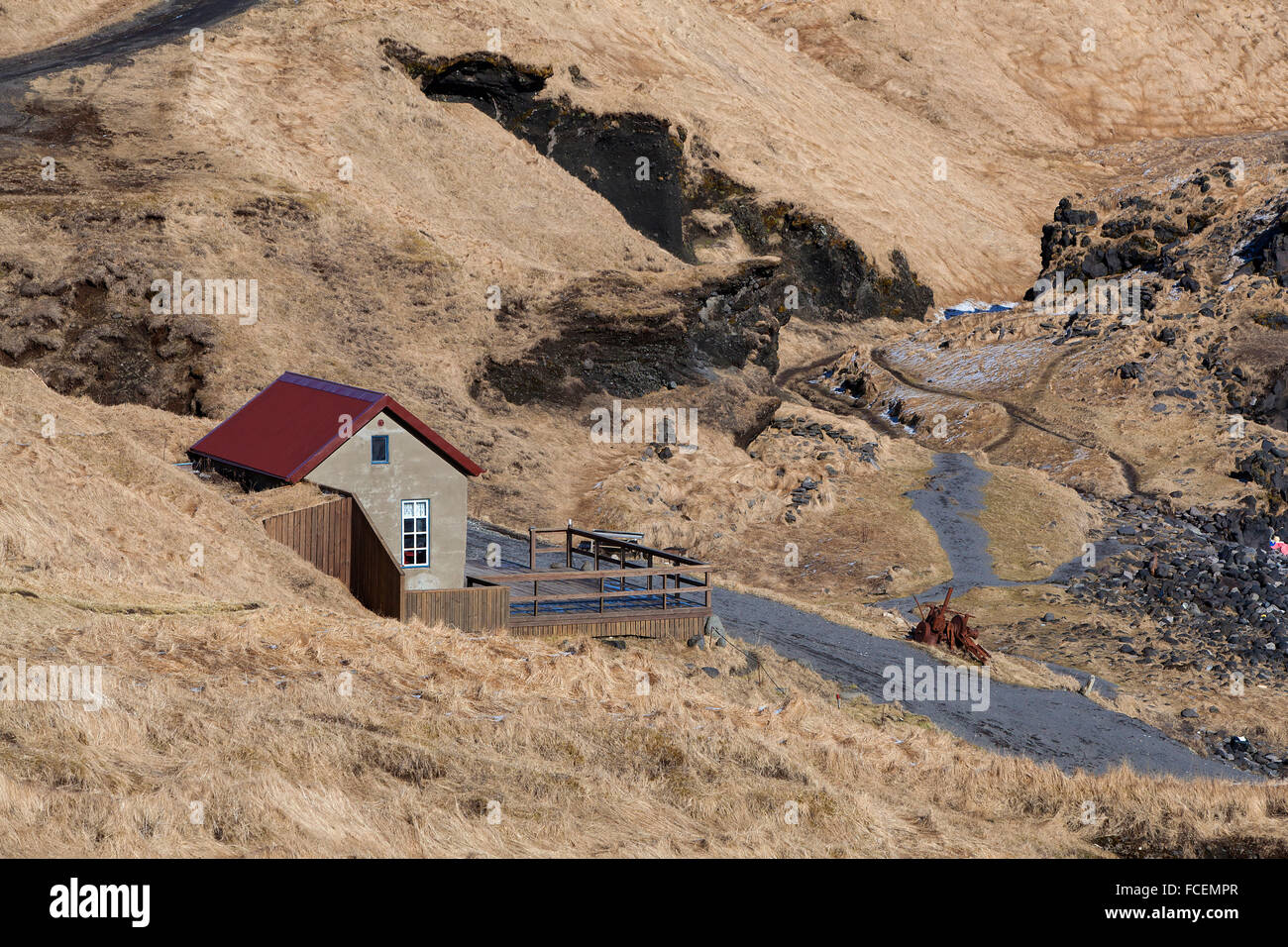 Lonely house in the mountains of Iceland, countryside Stock Photo - Alamy