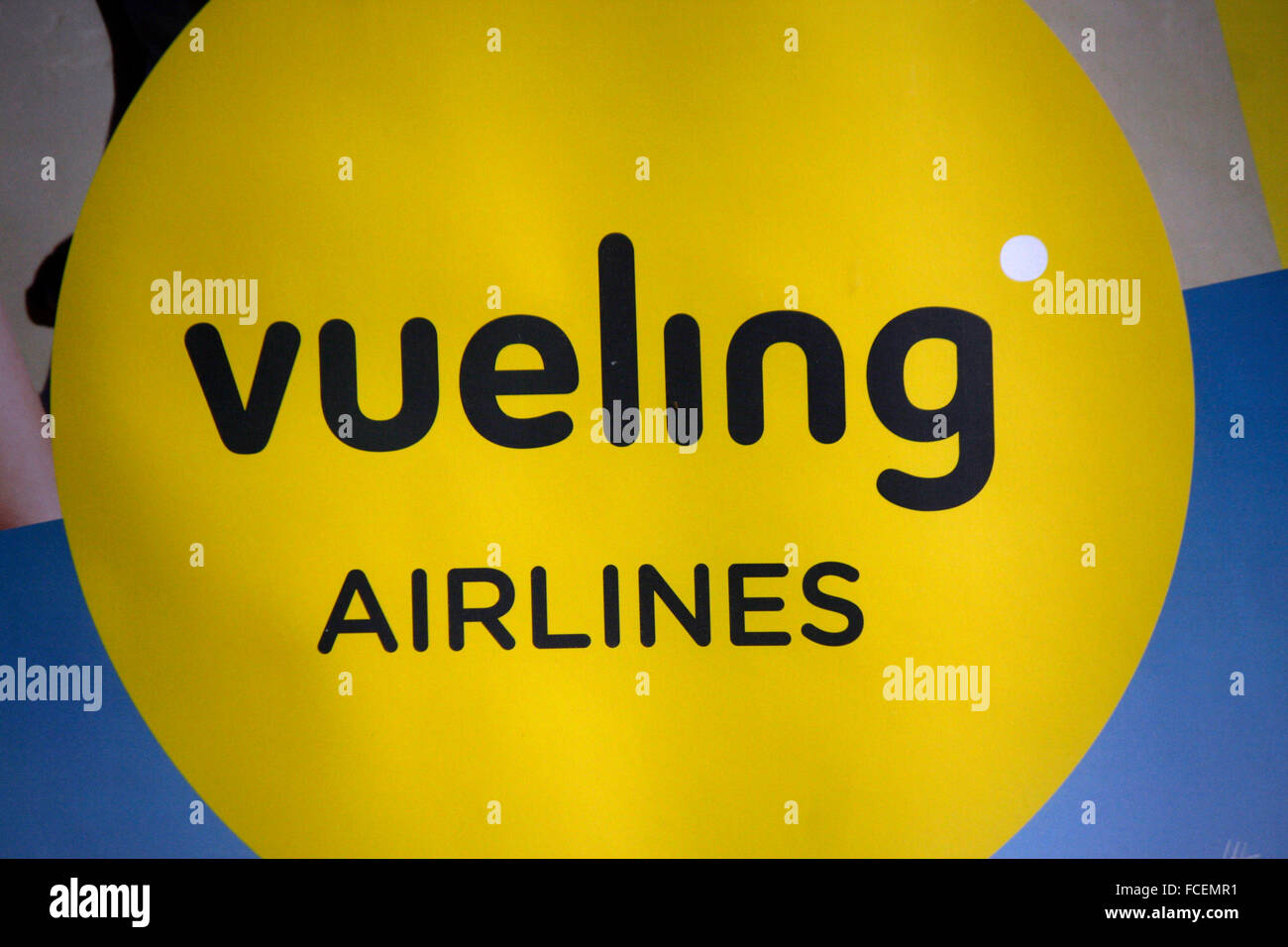 Vueling logo hi-res stock photography and images - Alamy
