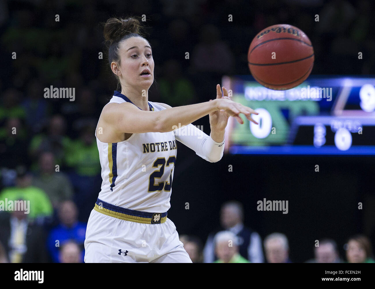 South Bend, Indiana, USA. 21st Jan, 2016. Notre Dame guard Michaela ...