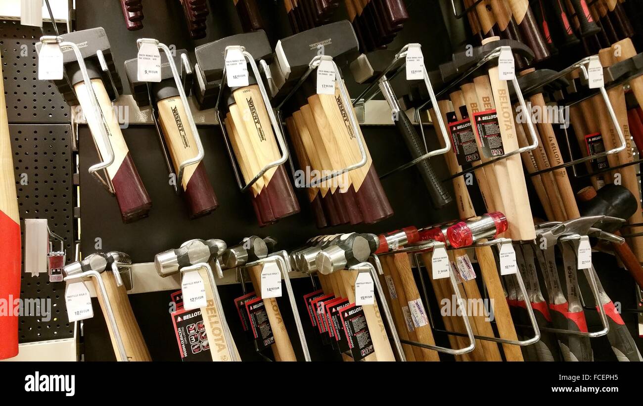 Hammers store hi-res stock photography and images - Alamy