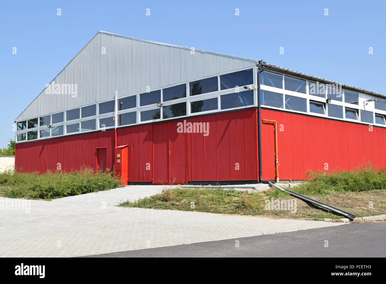 Warehouse building hi-res stock photography and images - Alamy