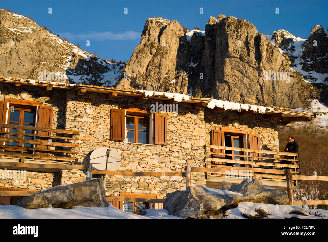 Trekker hut hi-res stock photography and images - Alamy