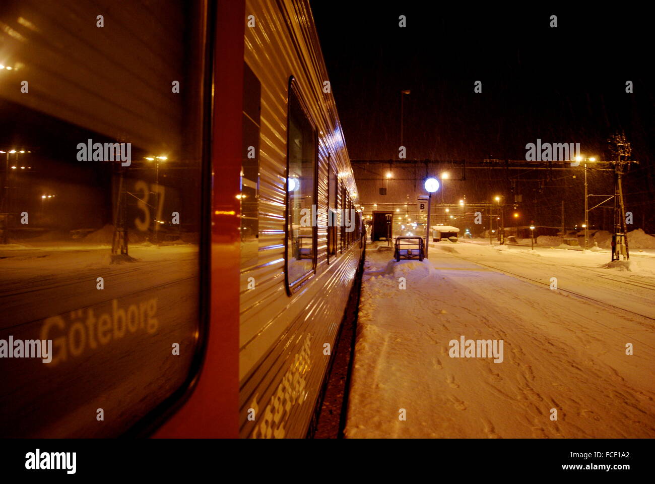 Railroad train hi-res stock photography and images - Alamy