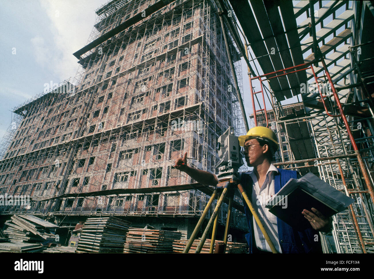 Construction industry surveyor Stock Photo - Alamy