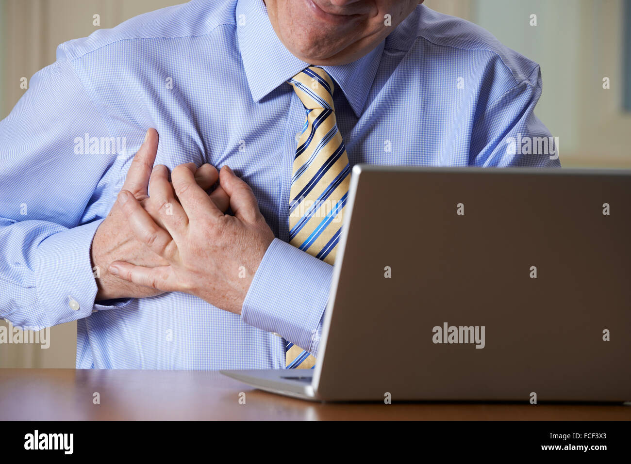 Heart attack hi-res stock photography and images - Alamy