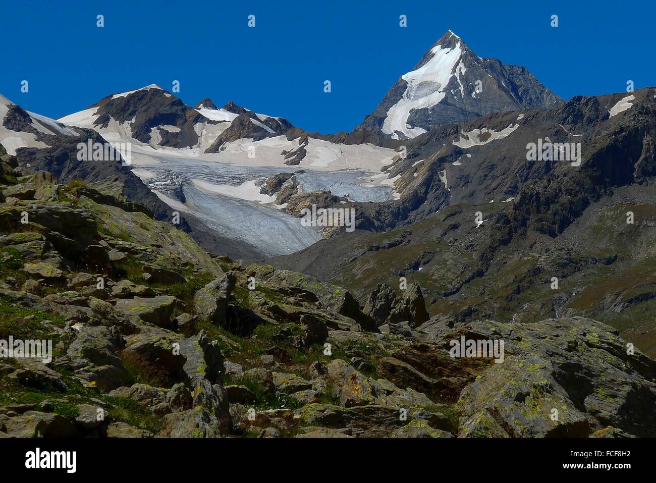Vordere Rotspitze mountain hike view on the Grand Zebru - August 2015 ...