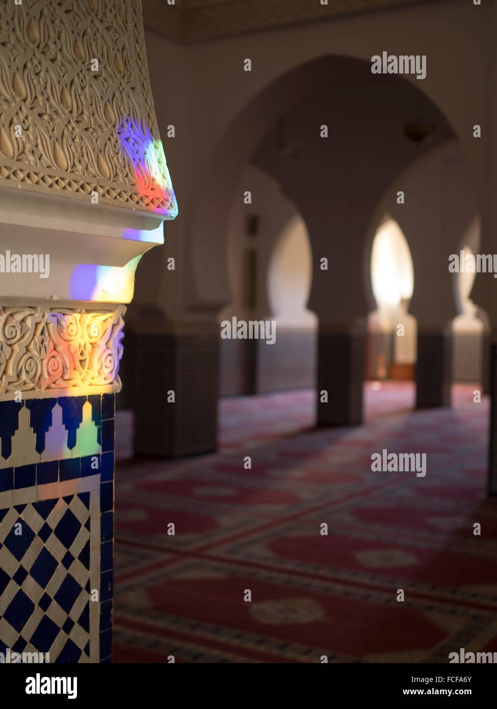 Interior colonnade hi-res stock photography and images - Alamy