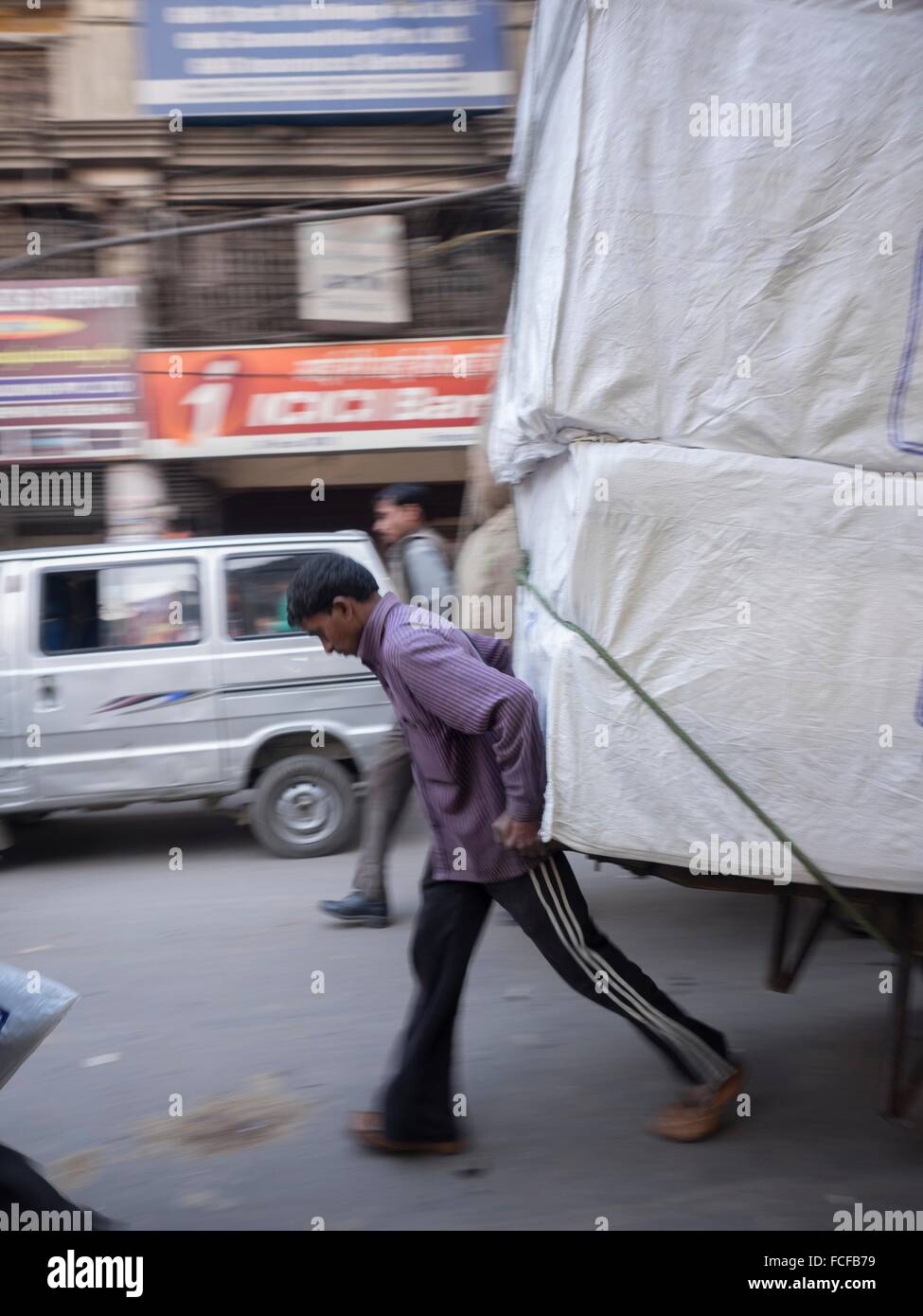 Overloaded cart hi-res stock photography and images - Alamy